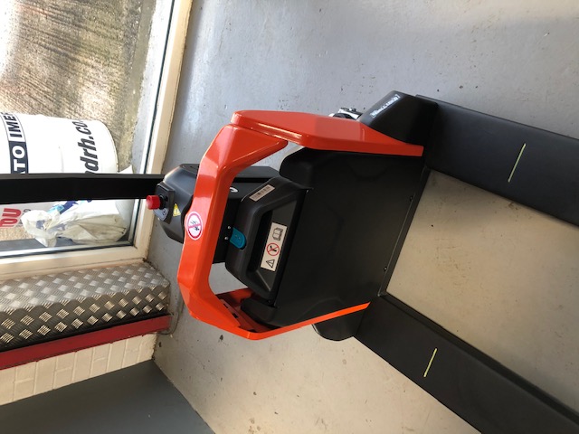 Tyro New powered pallet | MSM/DRH Limited : Forklift Trucks and ...